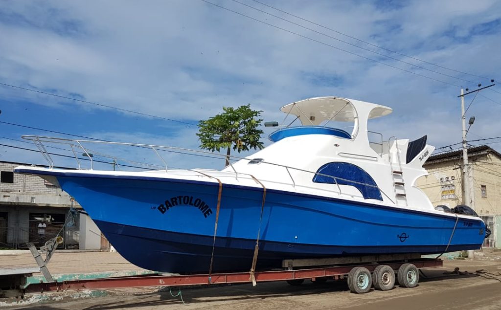 Yate para Carga y Pasaje – Oceano Fibra